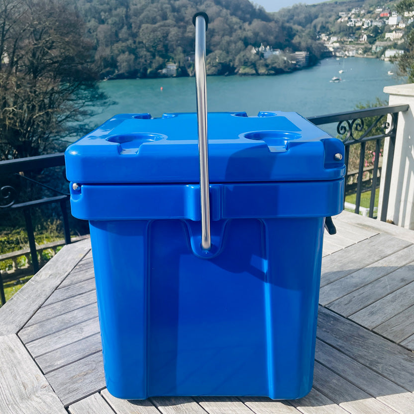 Icey-Tek 18 Litre Cube Cool Box w Handle | Camping. Picnic. Day trips ...